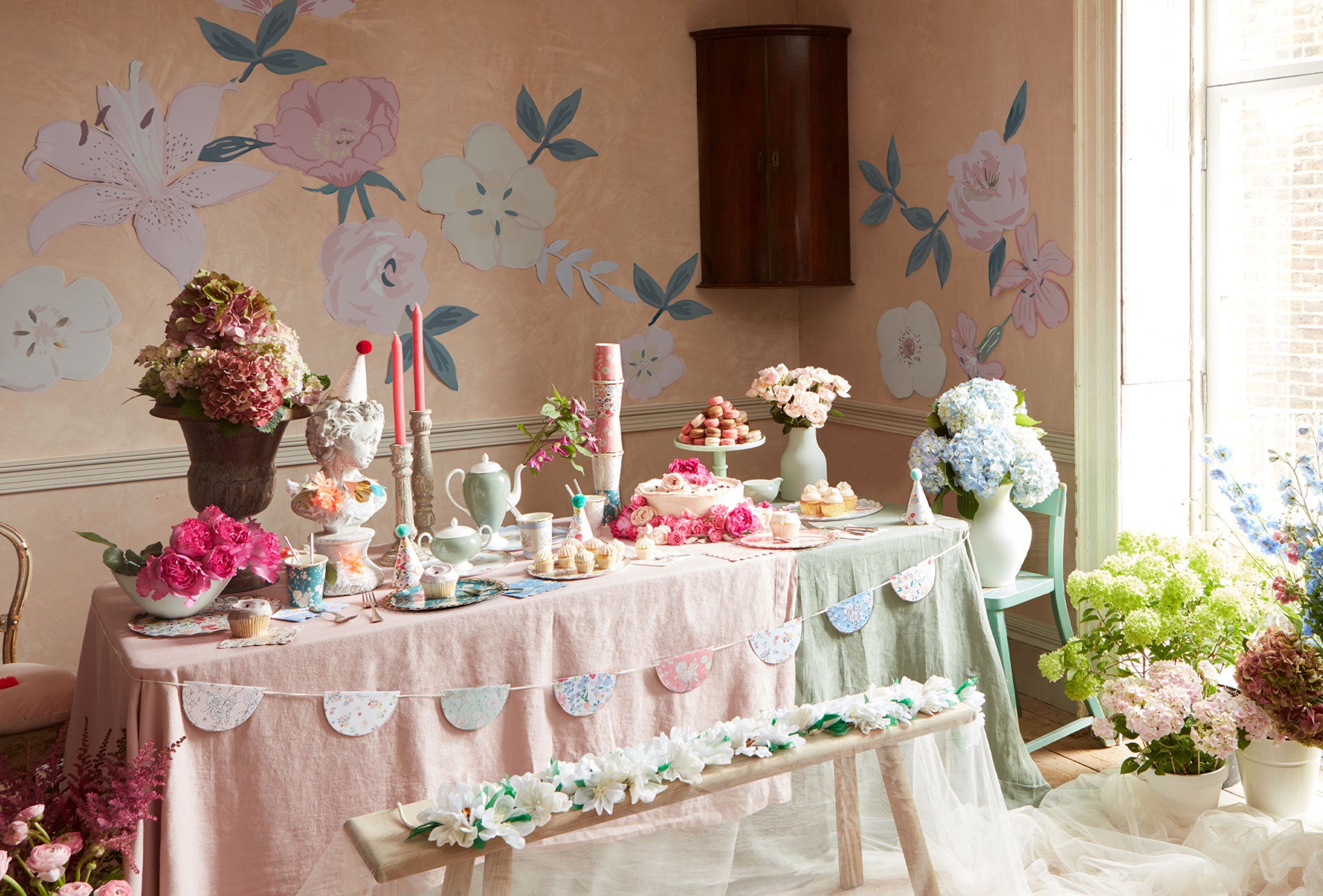 Beautiful & Blooming: Free Floral Crafts | Meri Meri